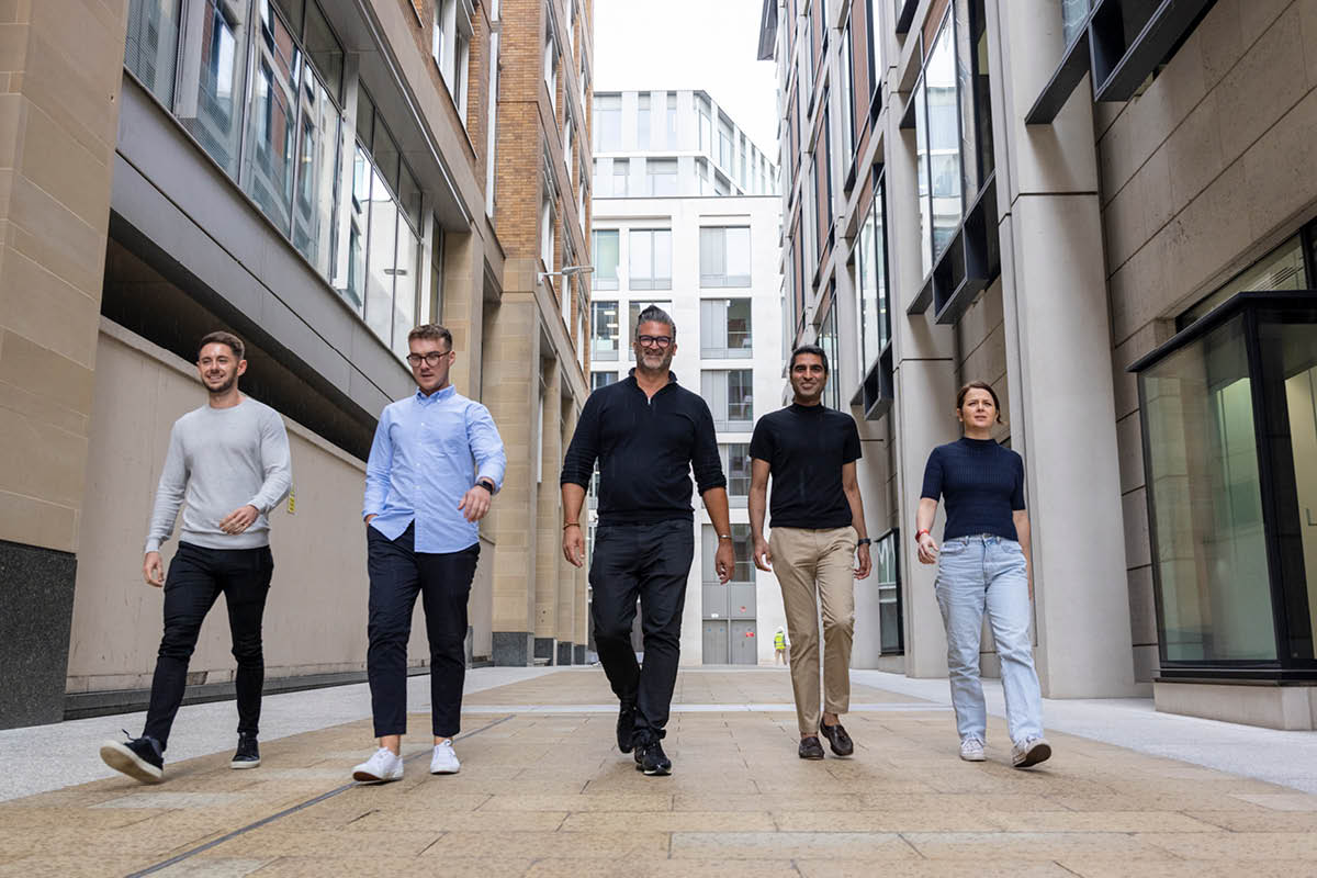 Meet our growing D+B team - BW - Workplace Experts